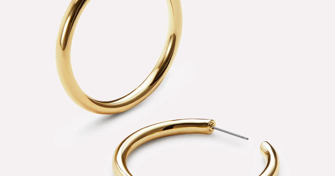 Hoop Earrings: Elevate Your Style with Timeless Elegance and Confidence ...